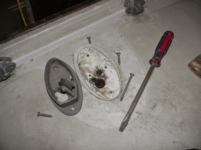 Ericson 25, Oystercatcher: Spars, Mast Hinge, Part 2: Analysis II