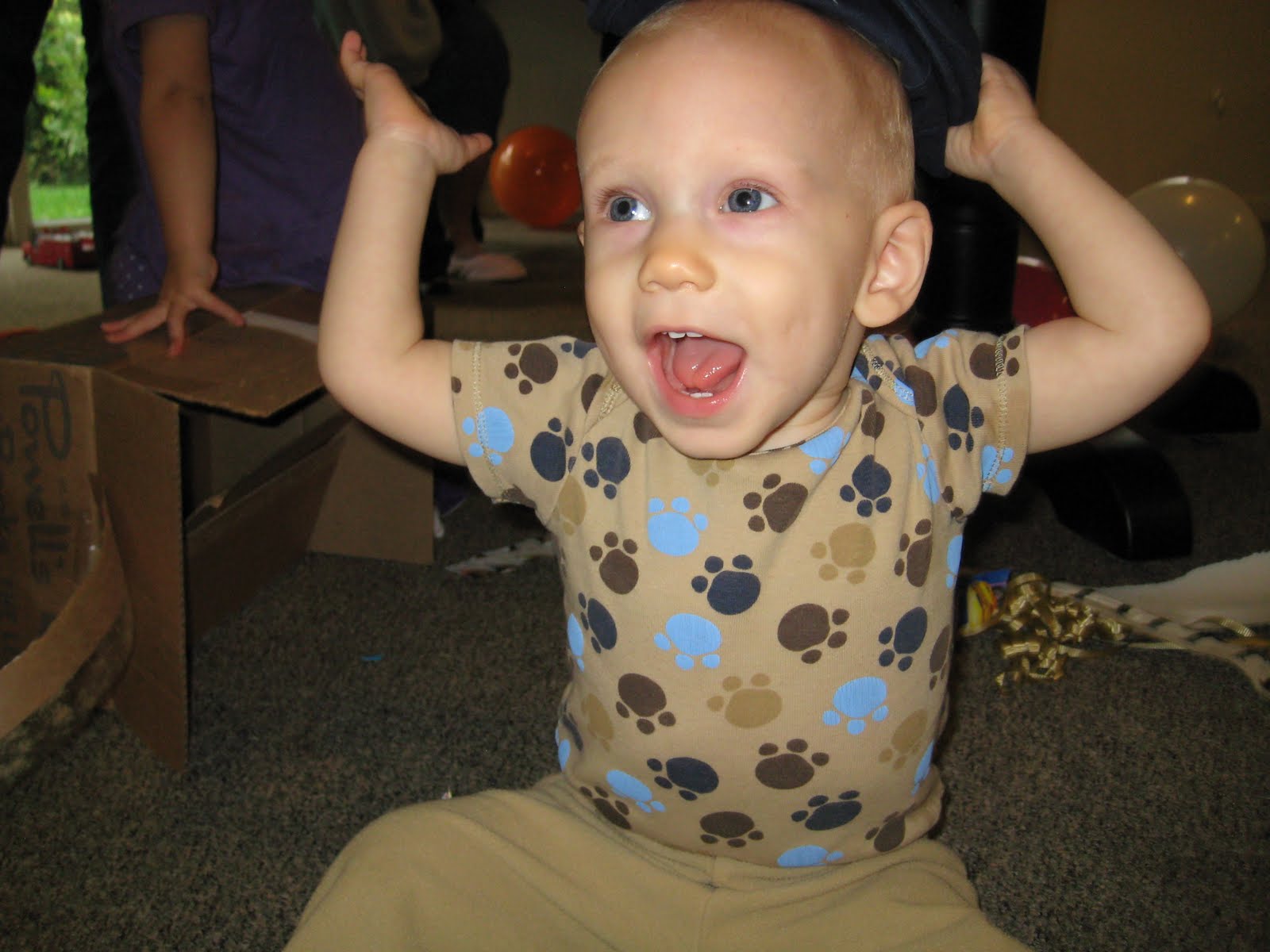 I feel like a newborn child.: cute overload!