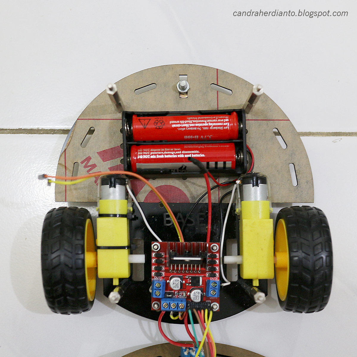 Membuat Robot Beroda Berbasis Arduino Bagian 1