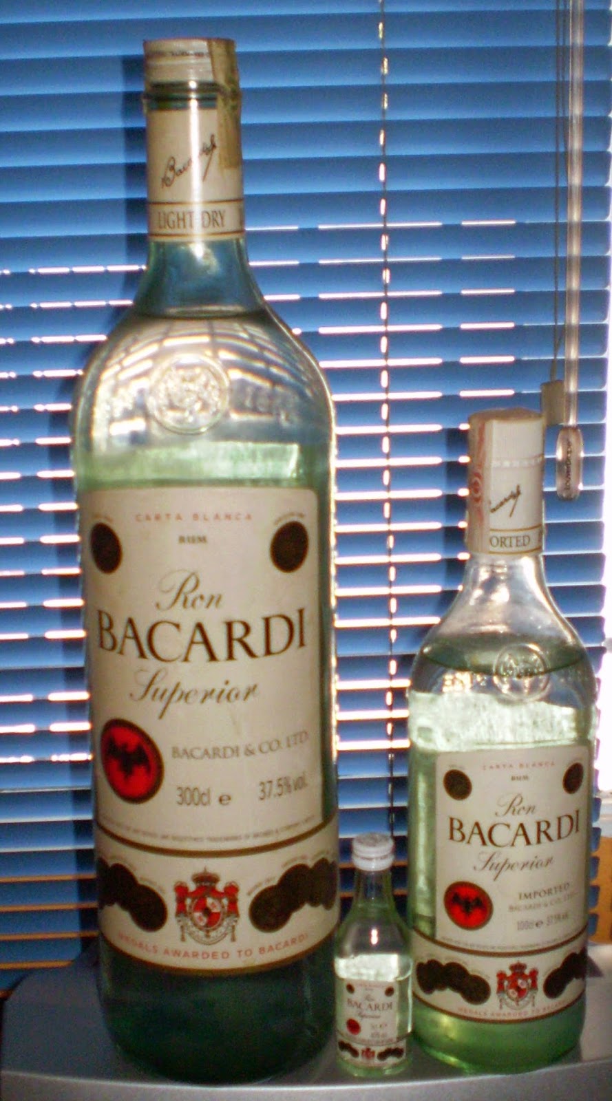 Zumo de caña: BACARDÍ BLANCO