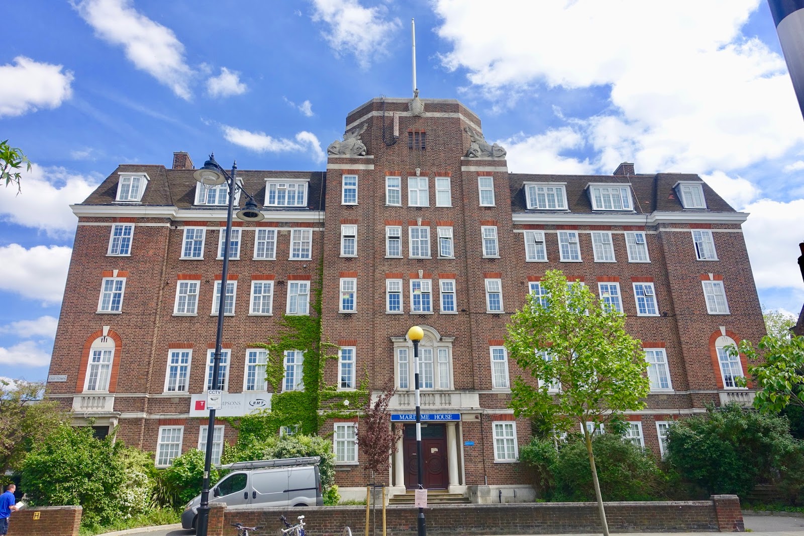 Adrian Yekkes: Clapham Art Deco and Modernism