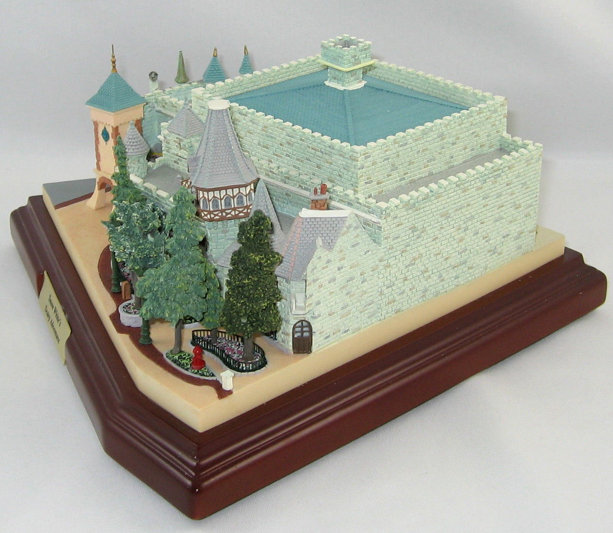 Filmic Light - Snow White Archive: Robert Olszewski & His Snow White ...