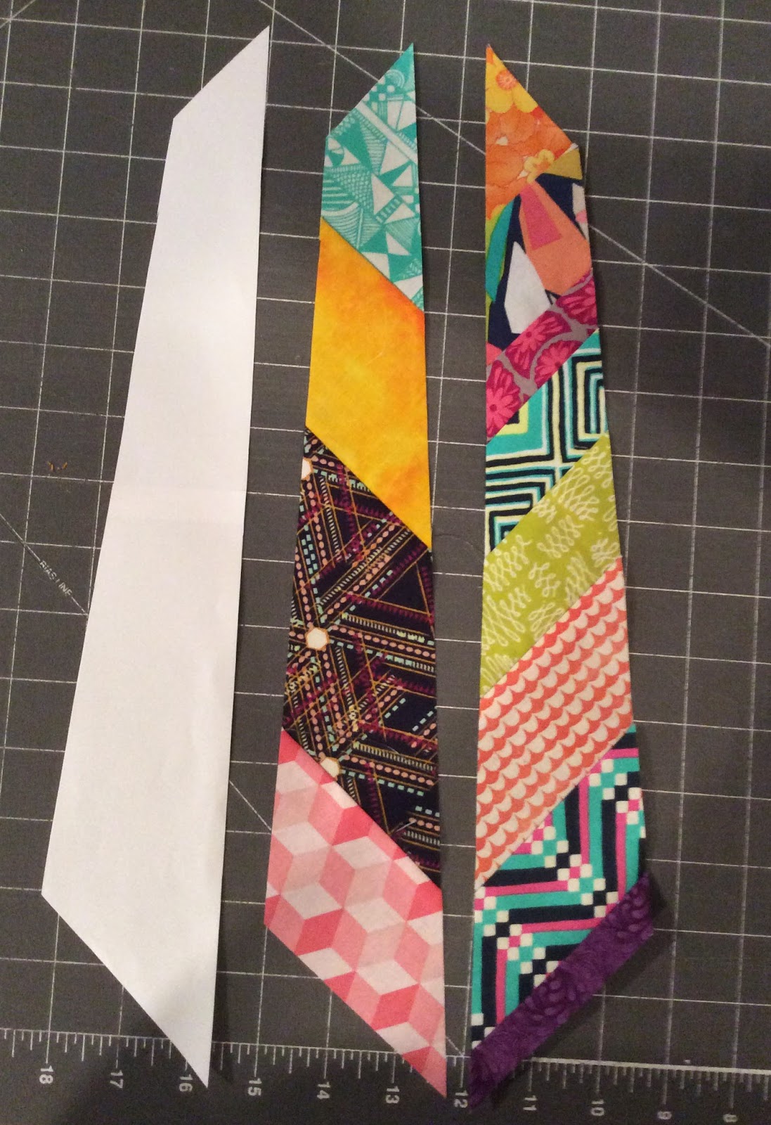 Stash Bee: Hive 9 July Tutorial - Feather Block