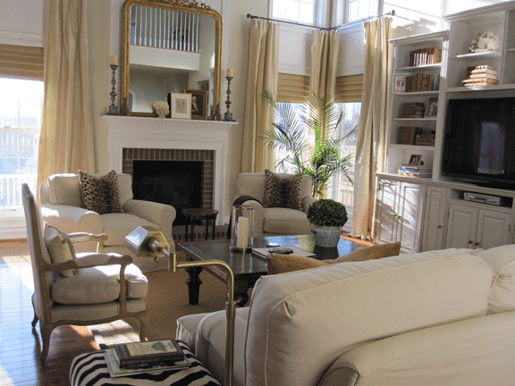 Simple Details: a collection of ideas for decorating two story walls...