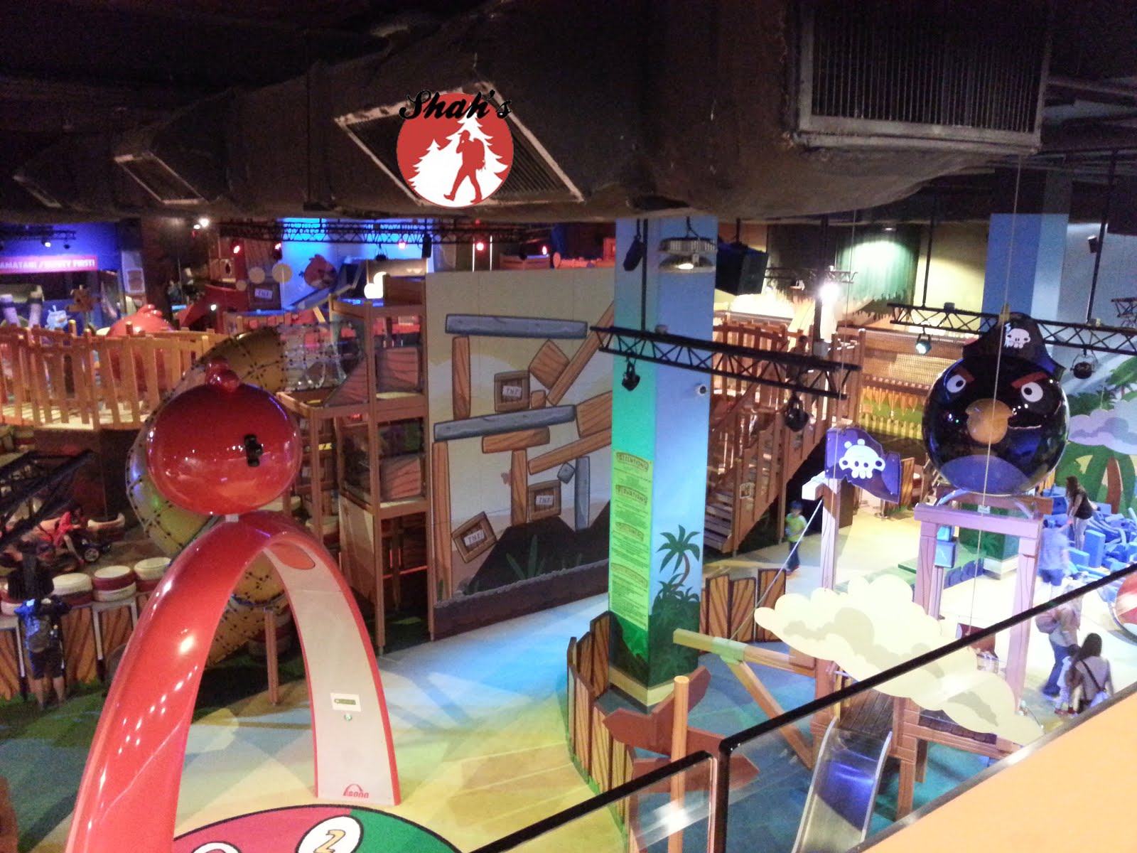 Shah's Travel Diary: Angry Bird Snack Bar Review