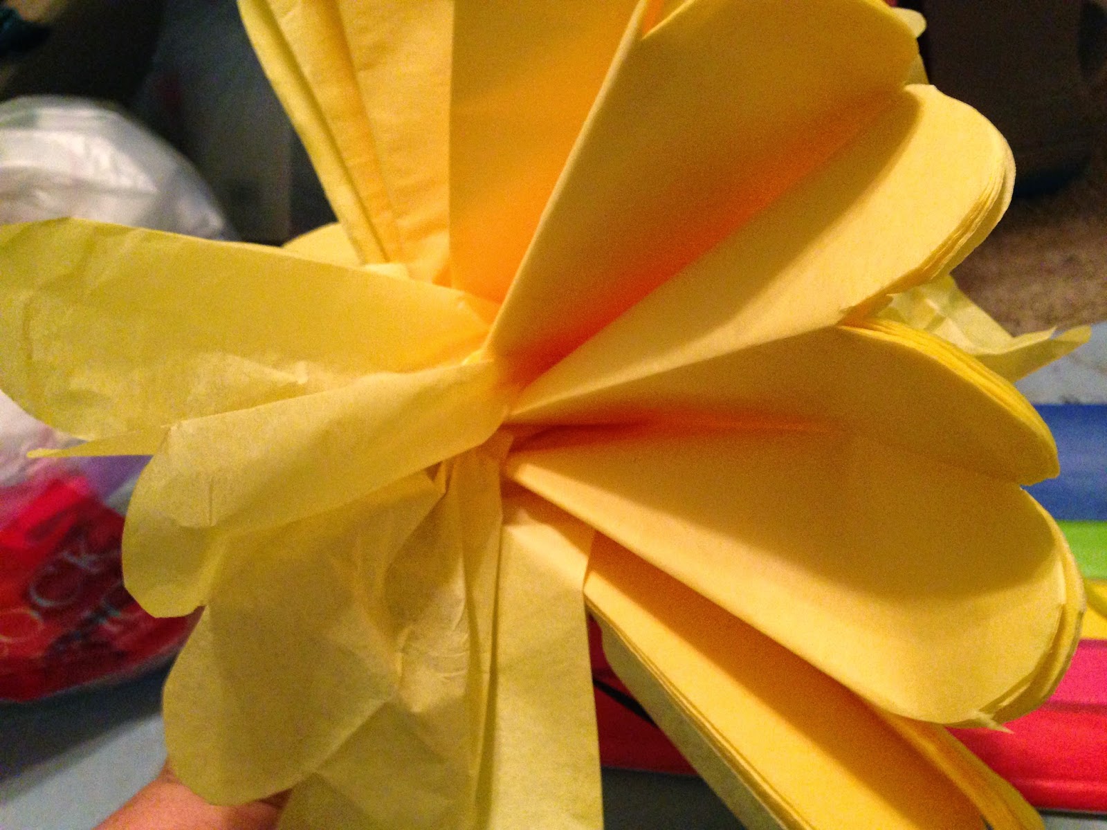 Pride and Primary: Pom Pom Tutorial