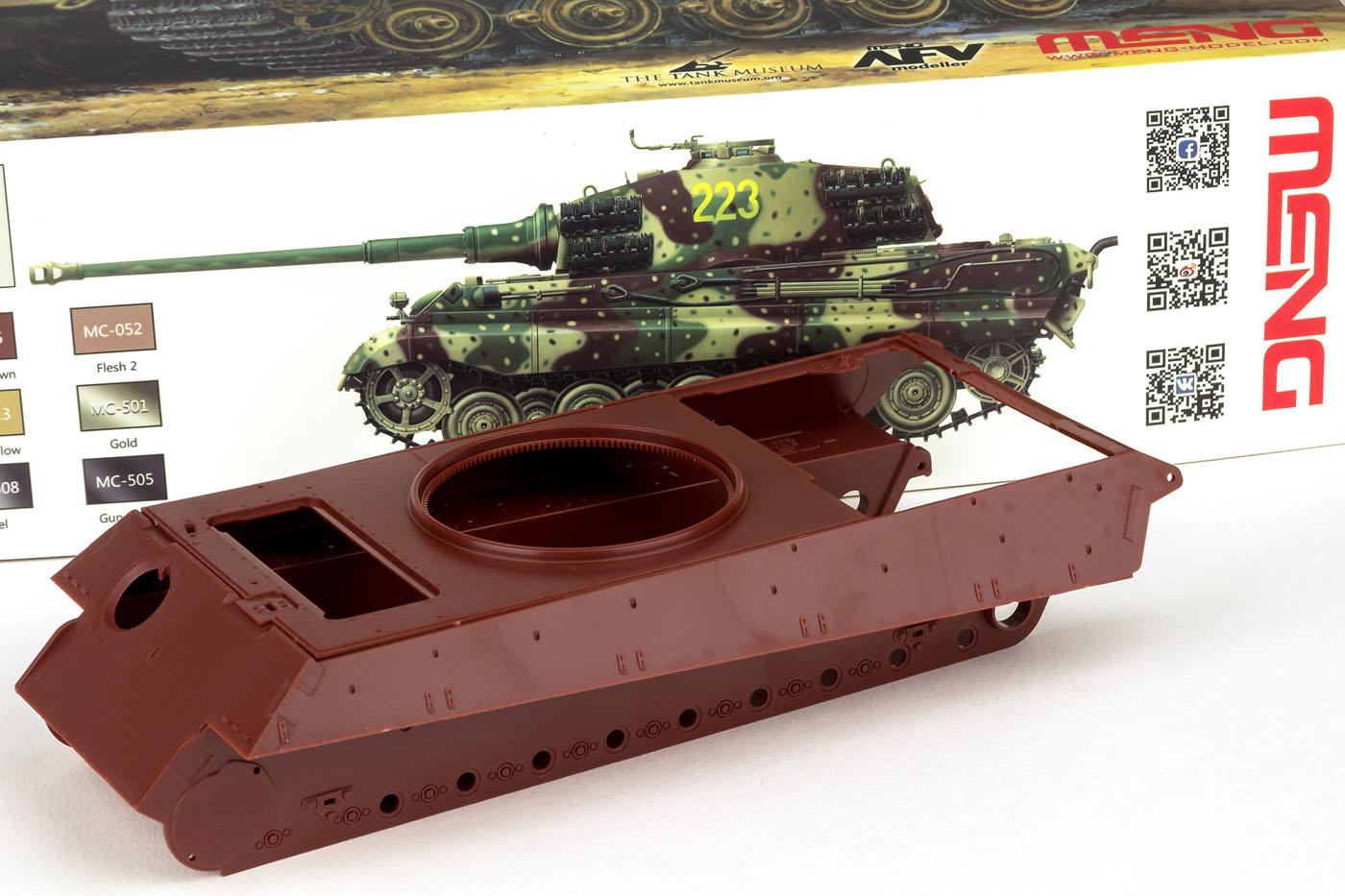 The Modelling News: In box Review: Meng Models 35th scale Sd.Kfz.182 ...