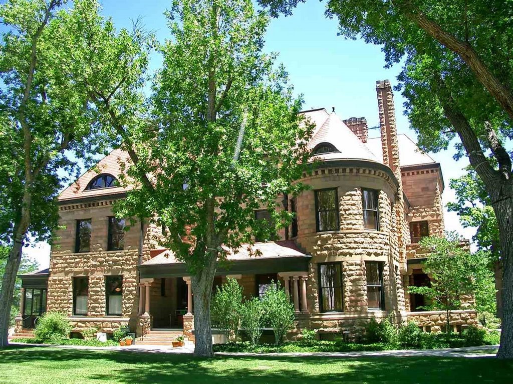 The Road: Rosemount Museum