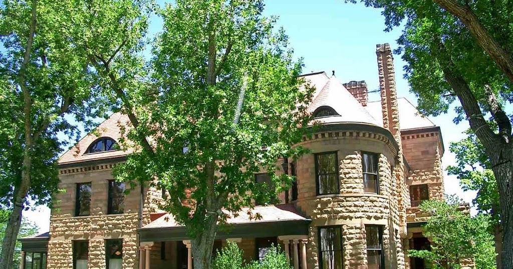 The Road: Rosemount Museum