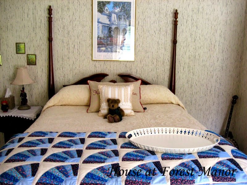 House at Forest Manor: Finally -- The Guest Bedroom