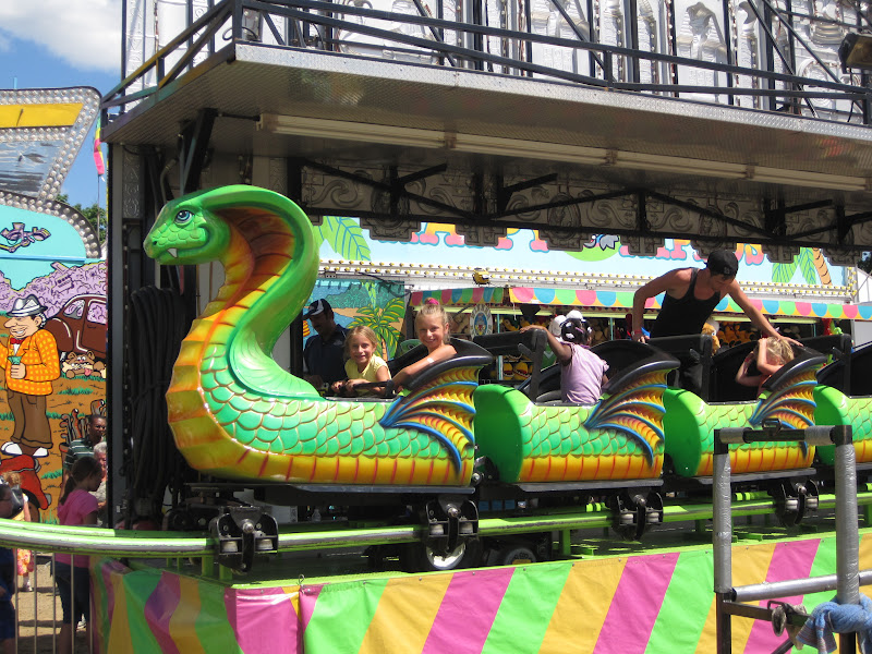 Katie-Megan-Jessica: July 2012