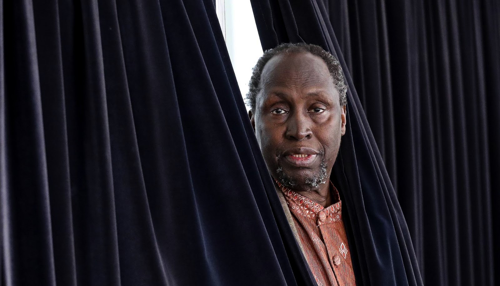 Rancho Las Voces: Literatura / Entrevista a Ngugi wa Thiong’o