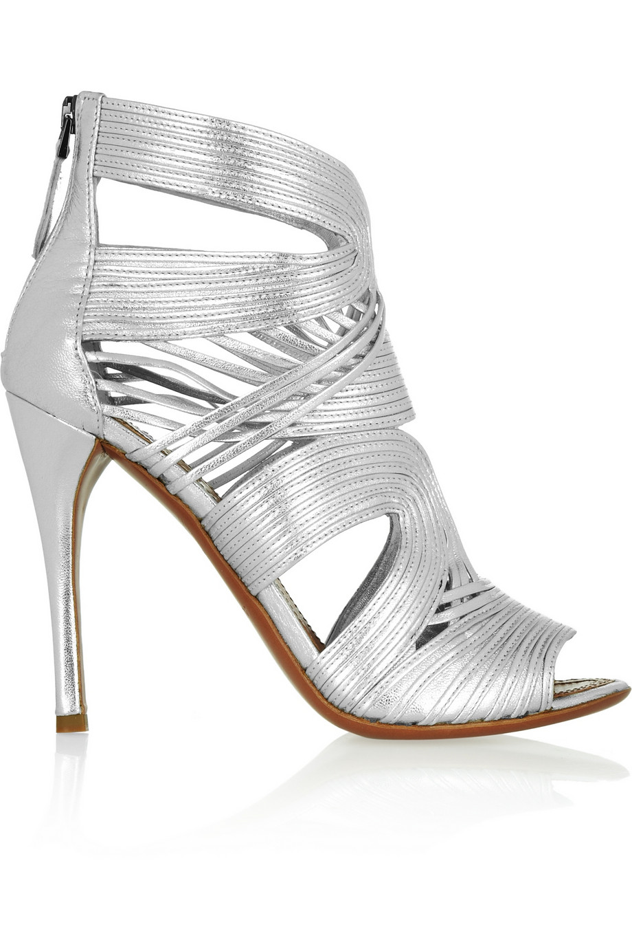 6 Upgrade Your Style with These Super-chic Metallic Shoes ...