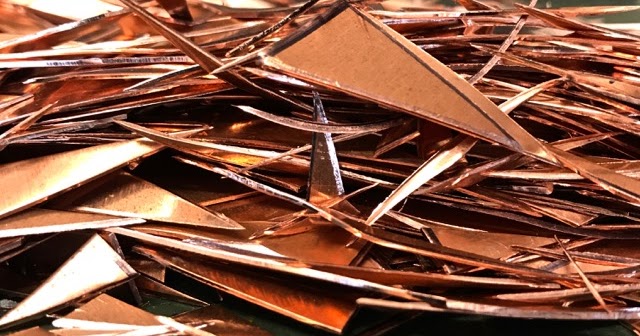 Rustnstuff: The beauty of copper, fire colour, leave and patina