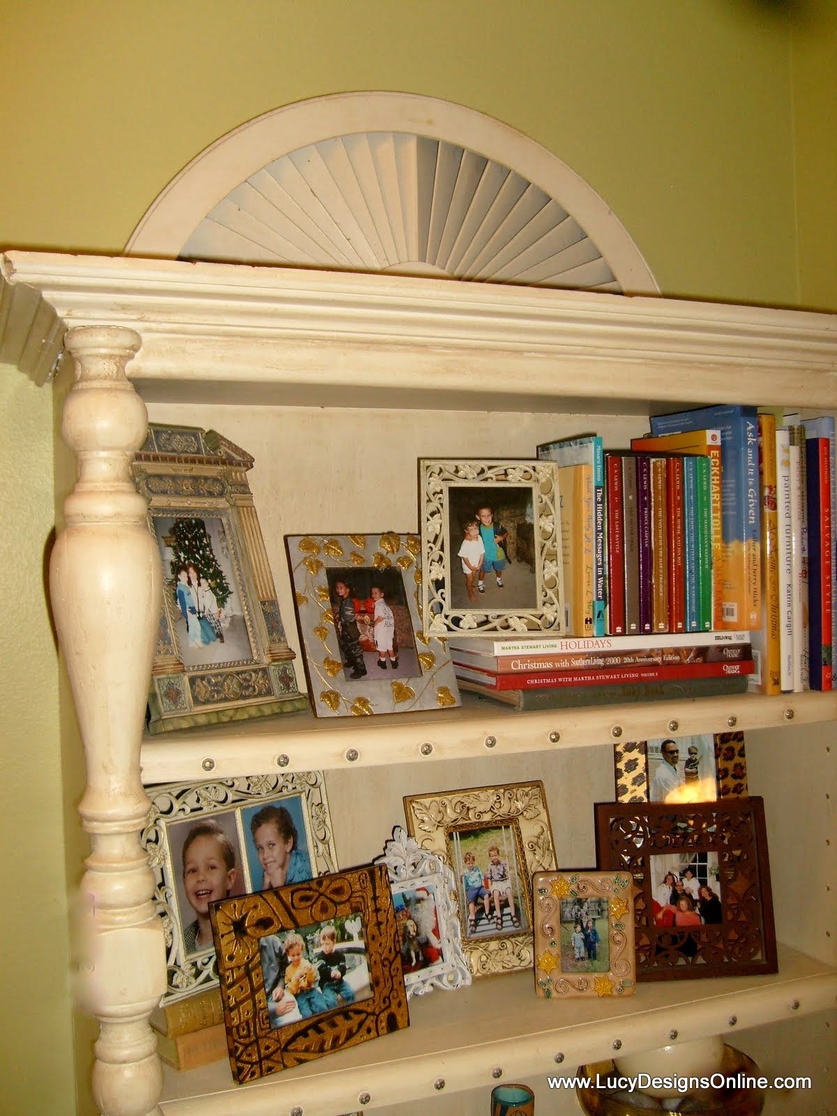 DIY Bookshelf Makeover using Recycled Spindles, Table Legs, Molding and ...