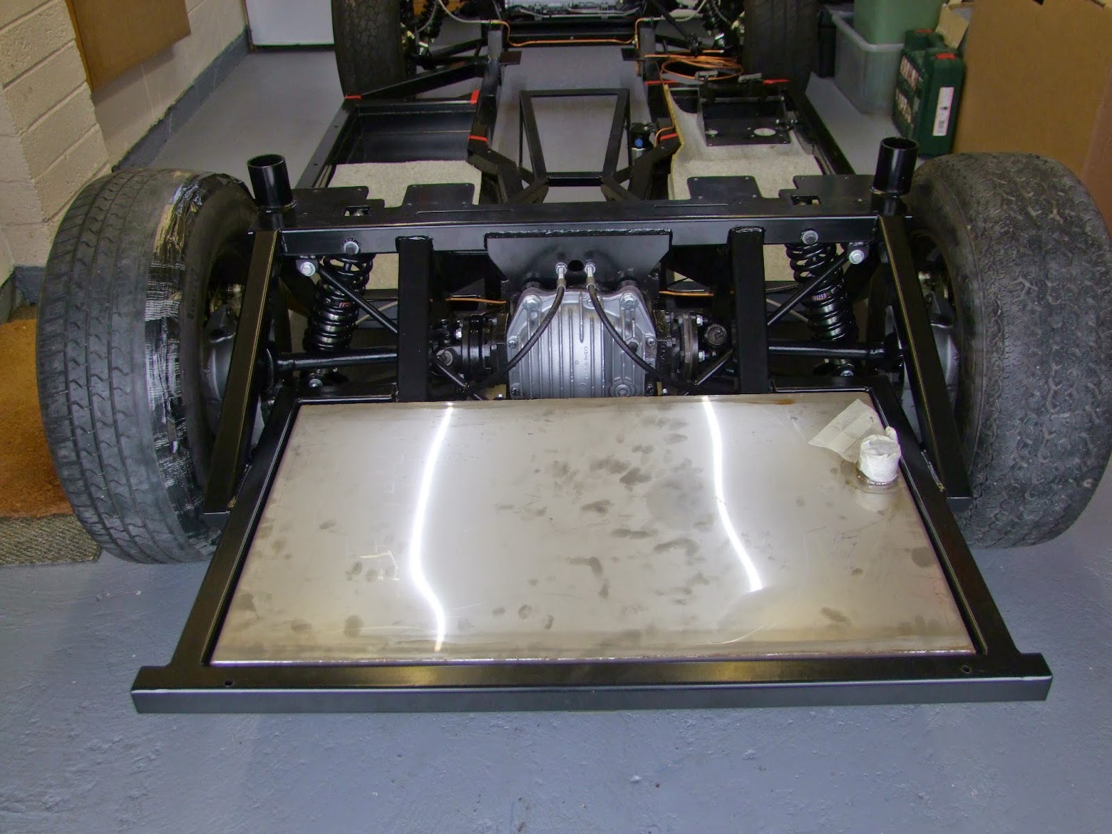 AndyM's AK Cobra Build: Rolling Chassis