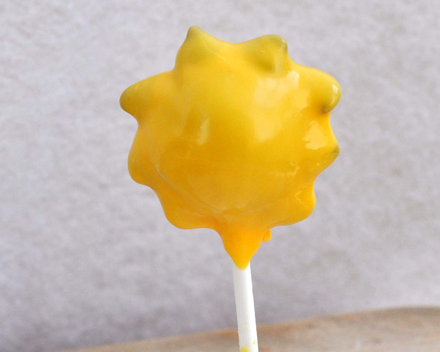 Beki Cook's Cake Blog: Summer Sunshine Cake Pops