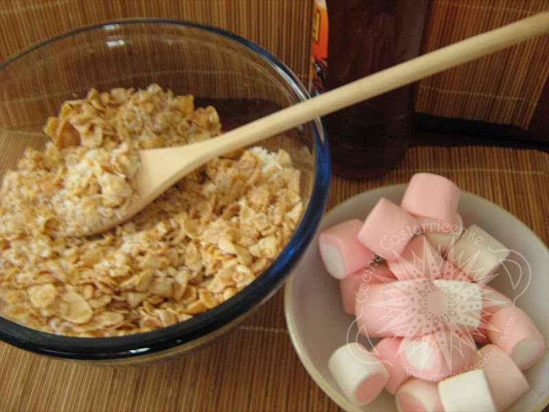 Cocina Costarricense: cajetas de coco y cereal