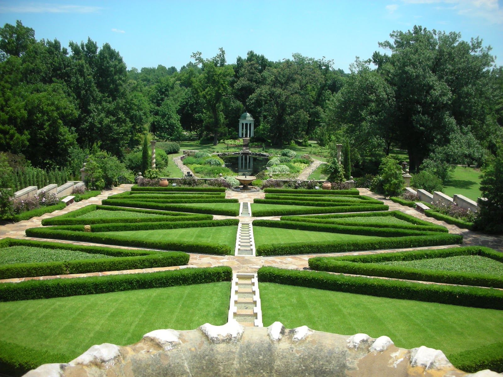 . Tulsa Tiny Stuff : Villa Philbrook Gardens