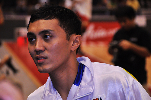 PBA Fanatic: Renren Ritualo Meralco Bolts