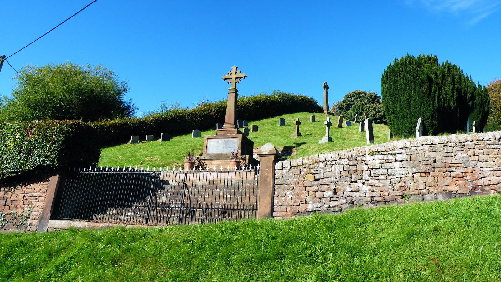 The castles, towers and fortified buildings of Cumbria: Lazonby Motte ...