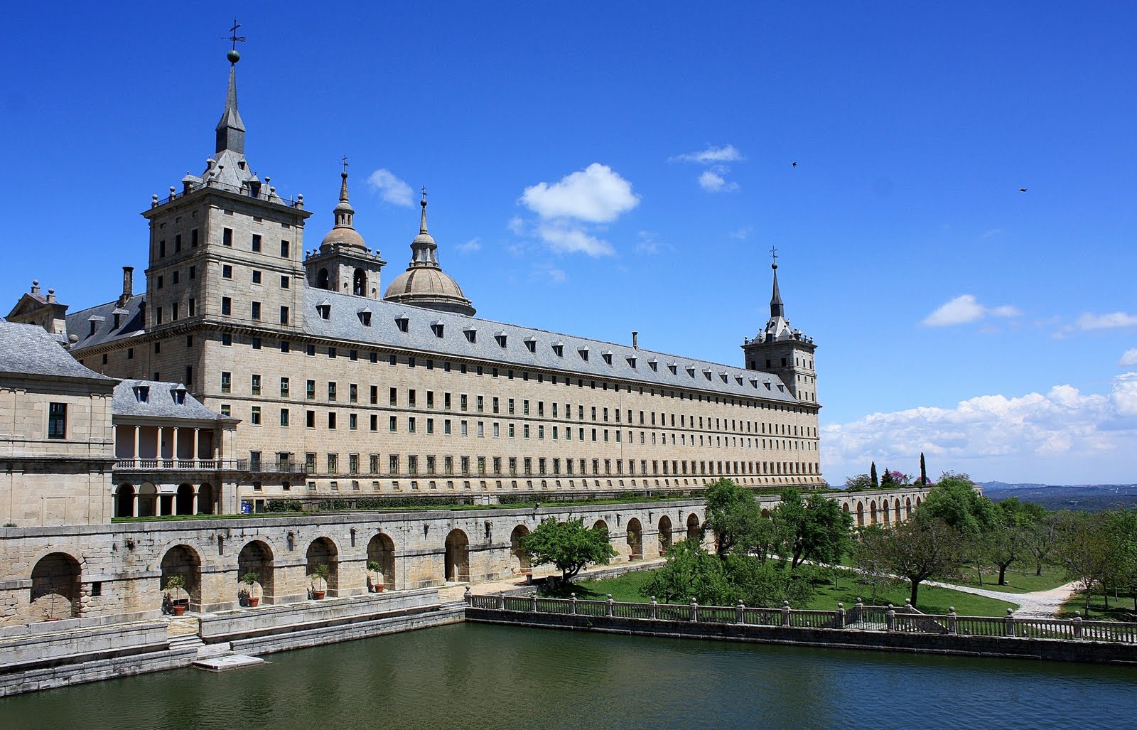 Project Cortes: from Cape Town to Madrid: El Escorial