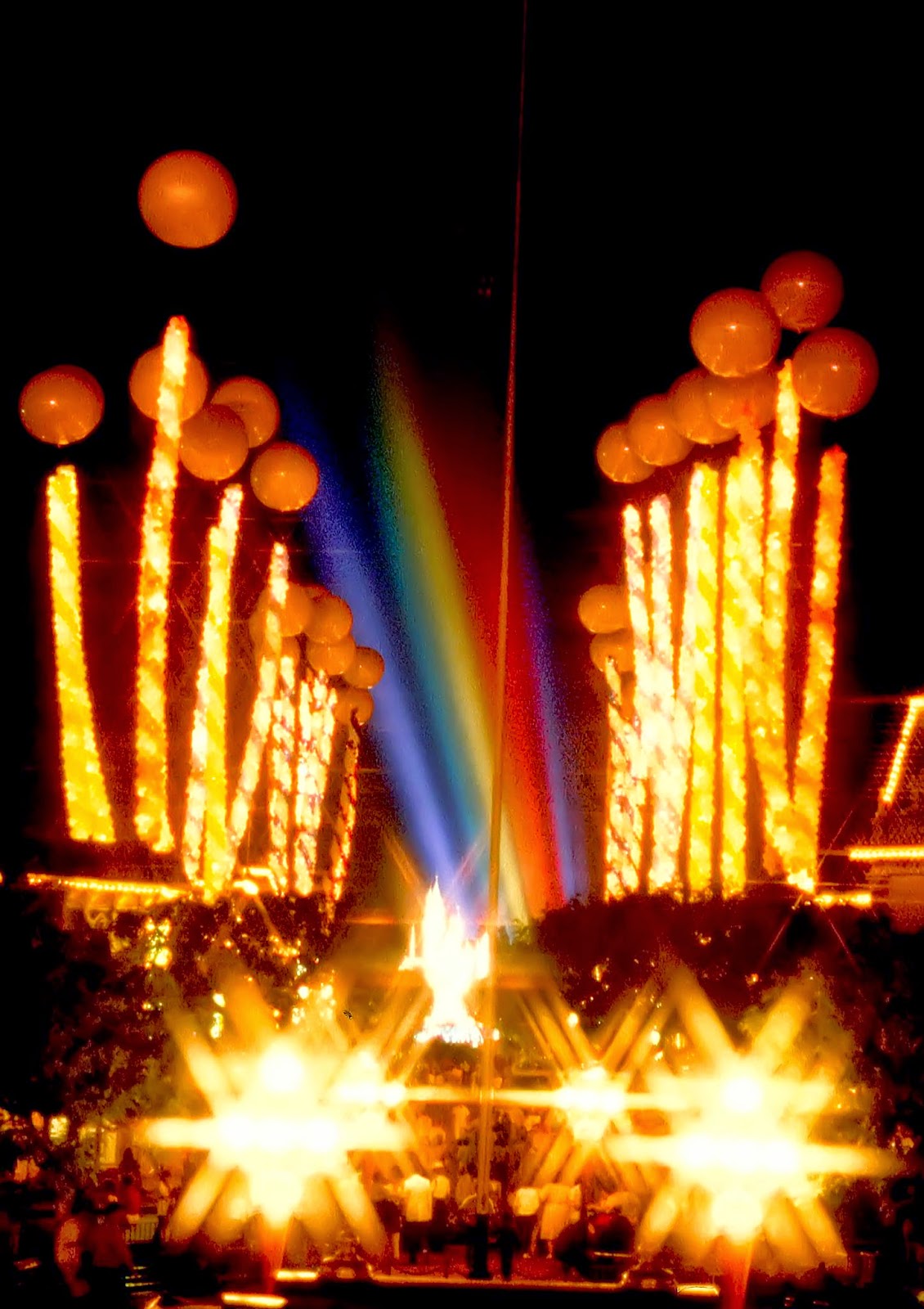 The Very Best Balloon Blog: 5 Day Facebook Challenge - a little bit of ...