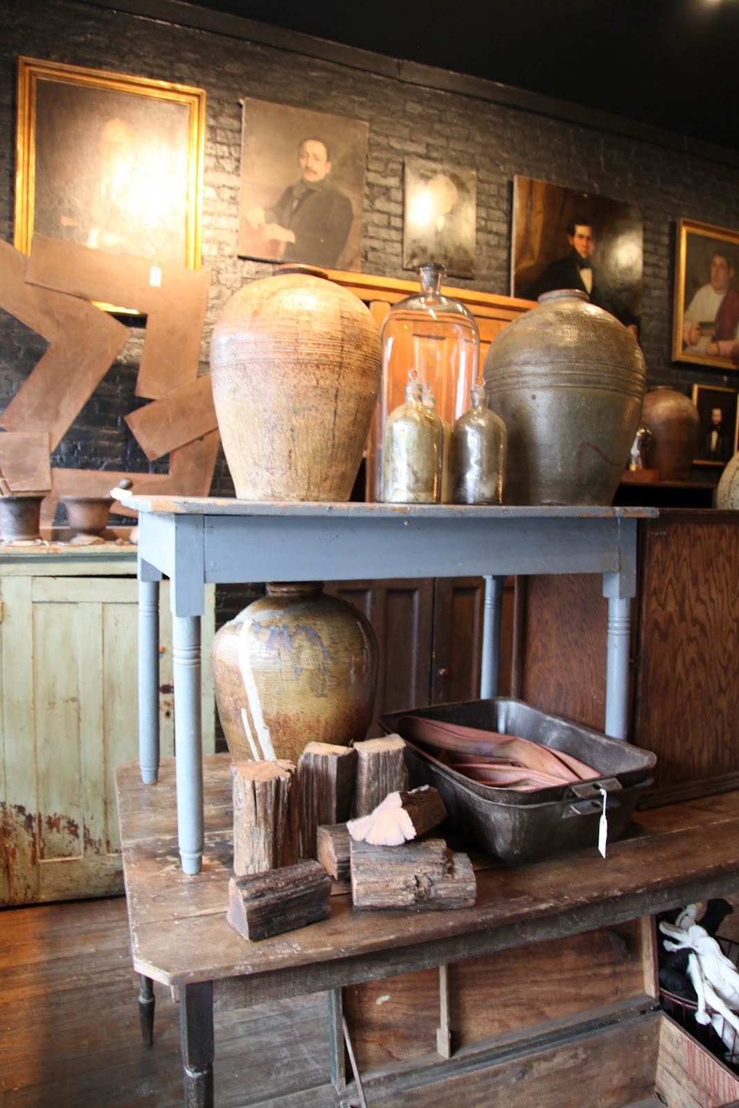 HABITUALLY CHIC DESIGN®