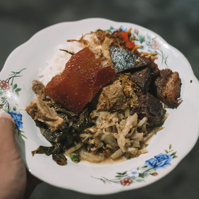 ULTIMATE GUIDE BABI GULING BALI - foodandfeast