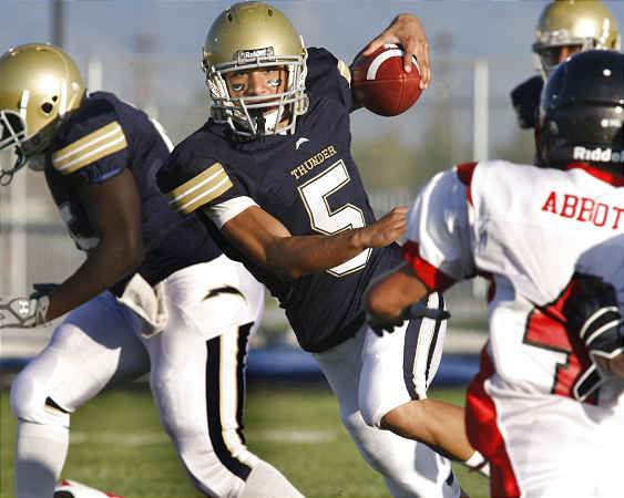 WESTLAKE HIGH SCHOOL FOOTBALL: GALLERY