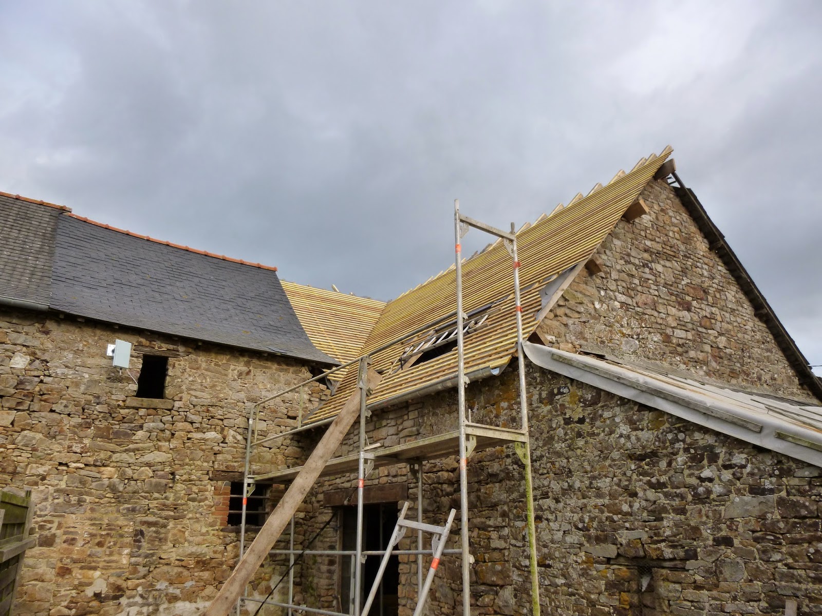 Une folie pour certain, un rêve pour d'autre...: Contre lattage et ...