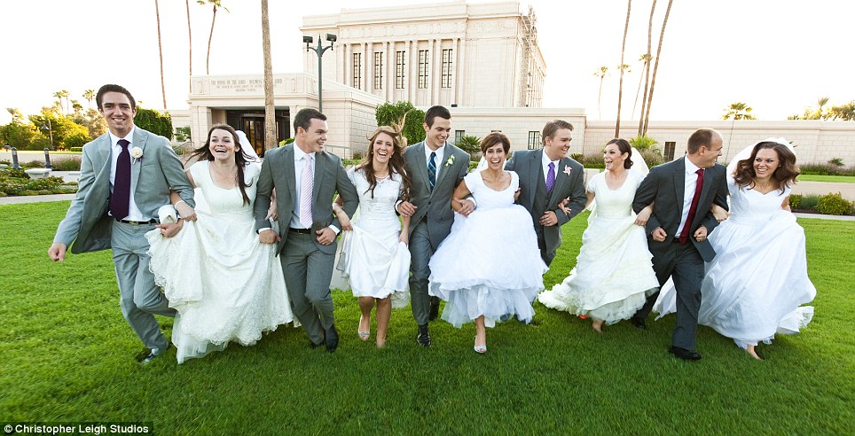 Yimiton's Blog: Lovely Pictures of the 5 Mormon Siblings who got ...