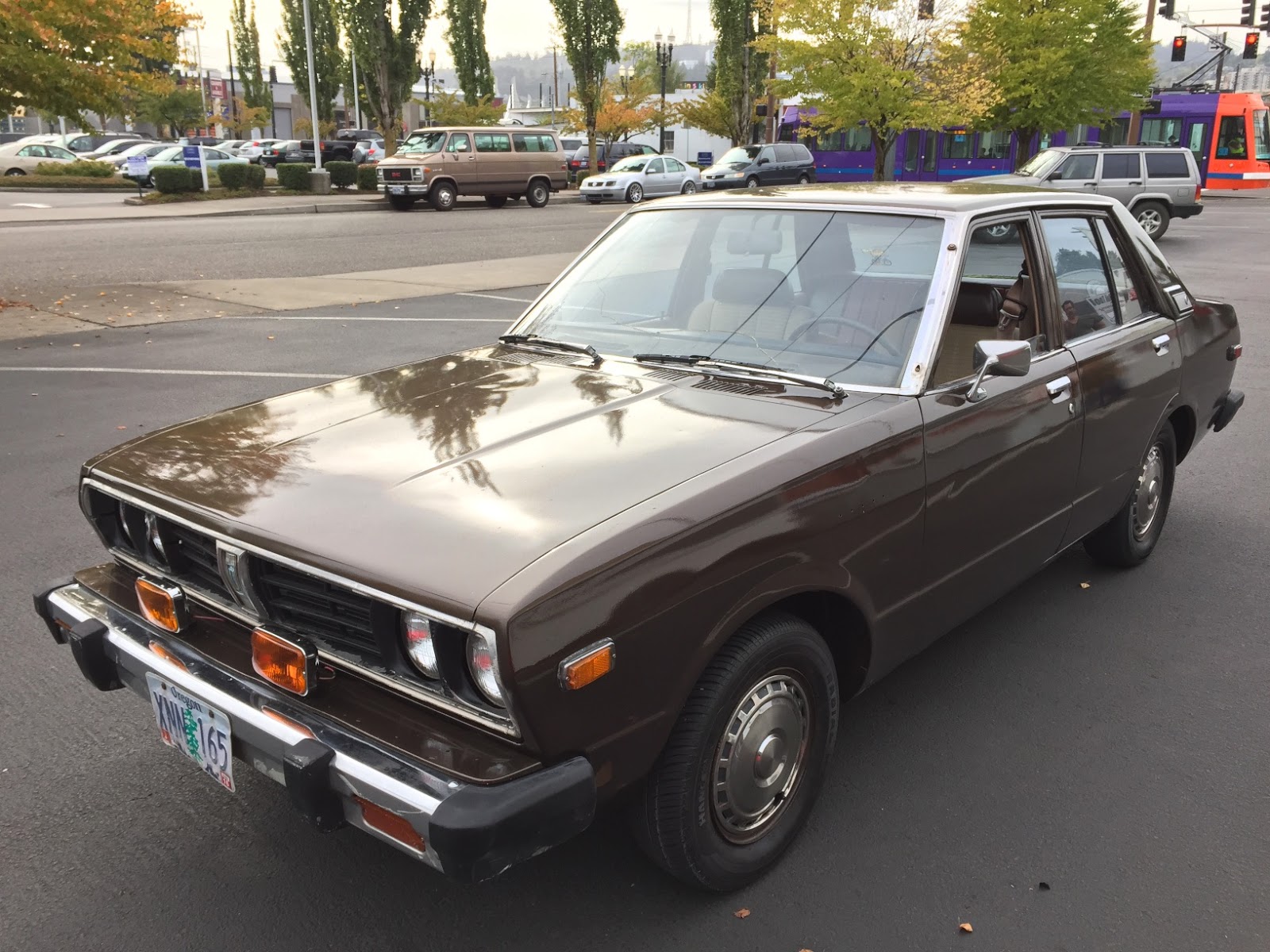 OLD PARKED CARS.: 1978 Datsun 510.