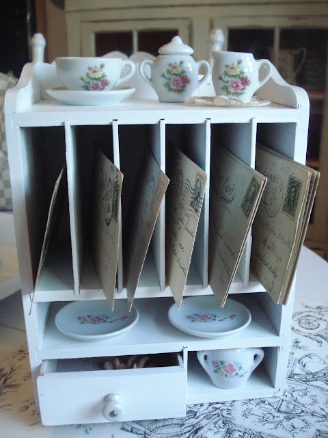 Curtains In My Tree: Little White Desk