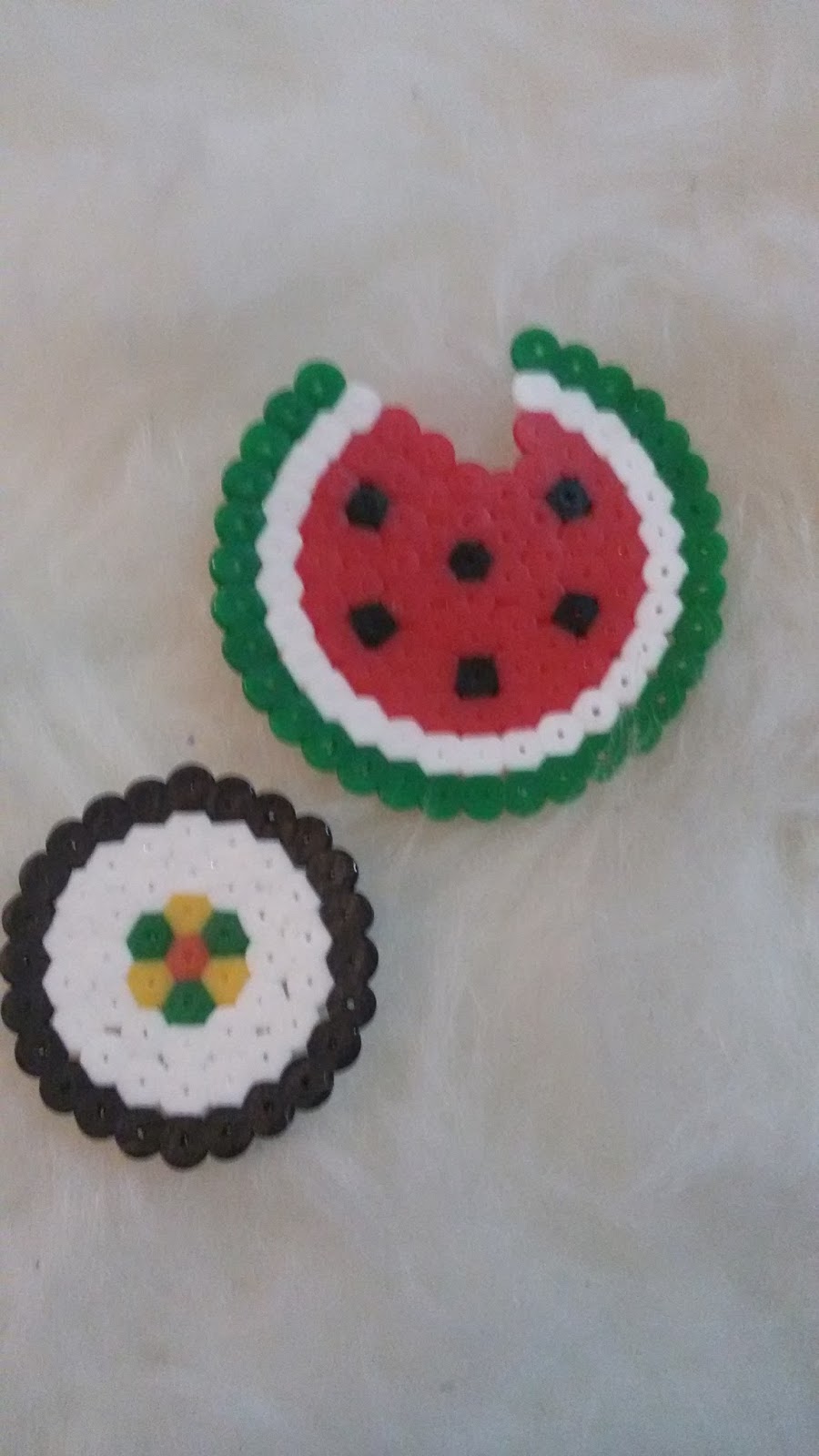 RECENSIONI, ACQUISTI E LE MIE PASSIONI...: CREAZIONI IN HAMA BEADS E PYSSLA