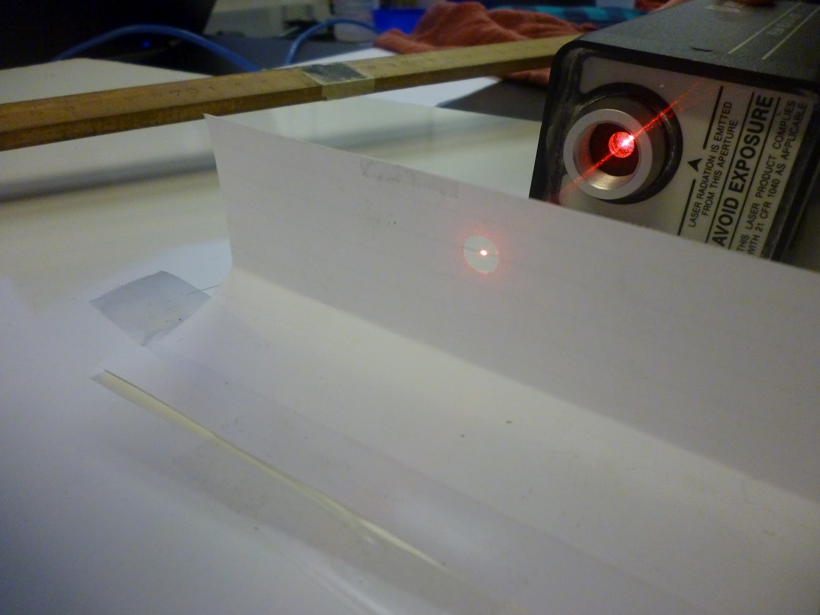 Physics 4C HYNyein: Experiment 11: Measuring a human hair