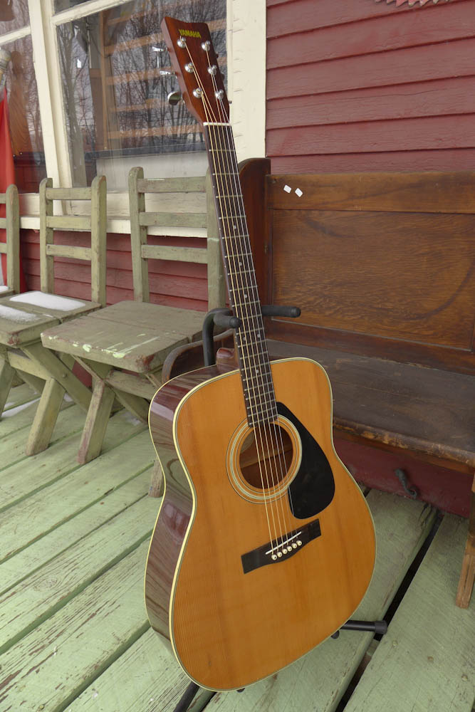 c.1980 Yamaha FG-335 II Jumbo Guitar