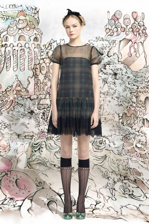 ŠIVENJE I KROJENJE: Red Valentino Fall/Winter 2013/2014