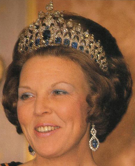 Tiara Mania: Queen Emma of the Netherlands' Sapphire Parure Tiara