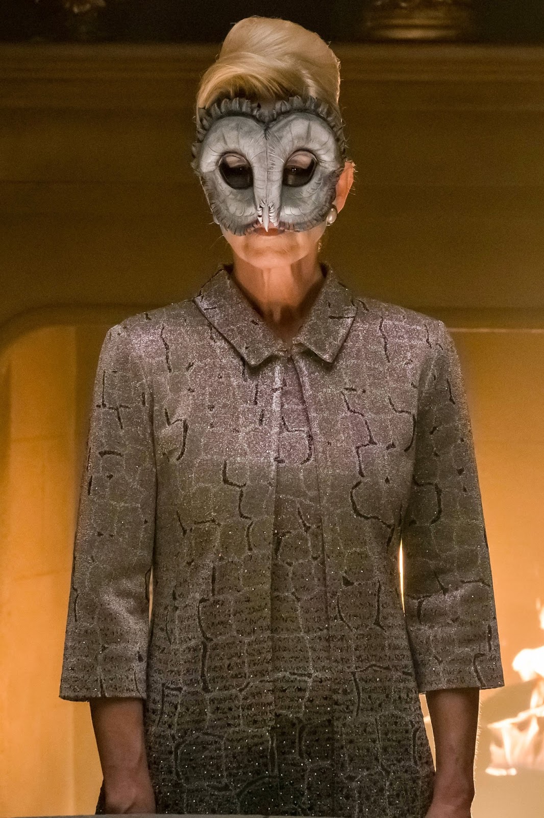 SNEAK PEEK : "Gotham" - "Heroes Rise: These Delicate and Dark Obsessions"