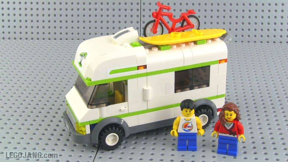 LEGO City 7639 Camper review!