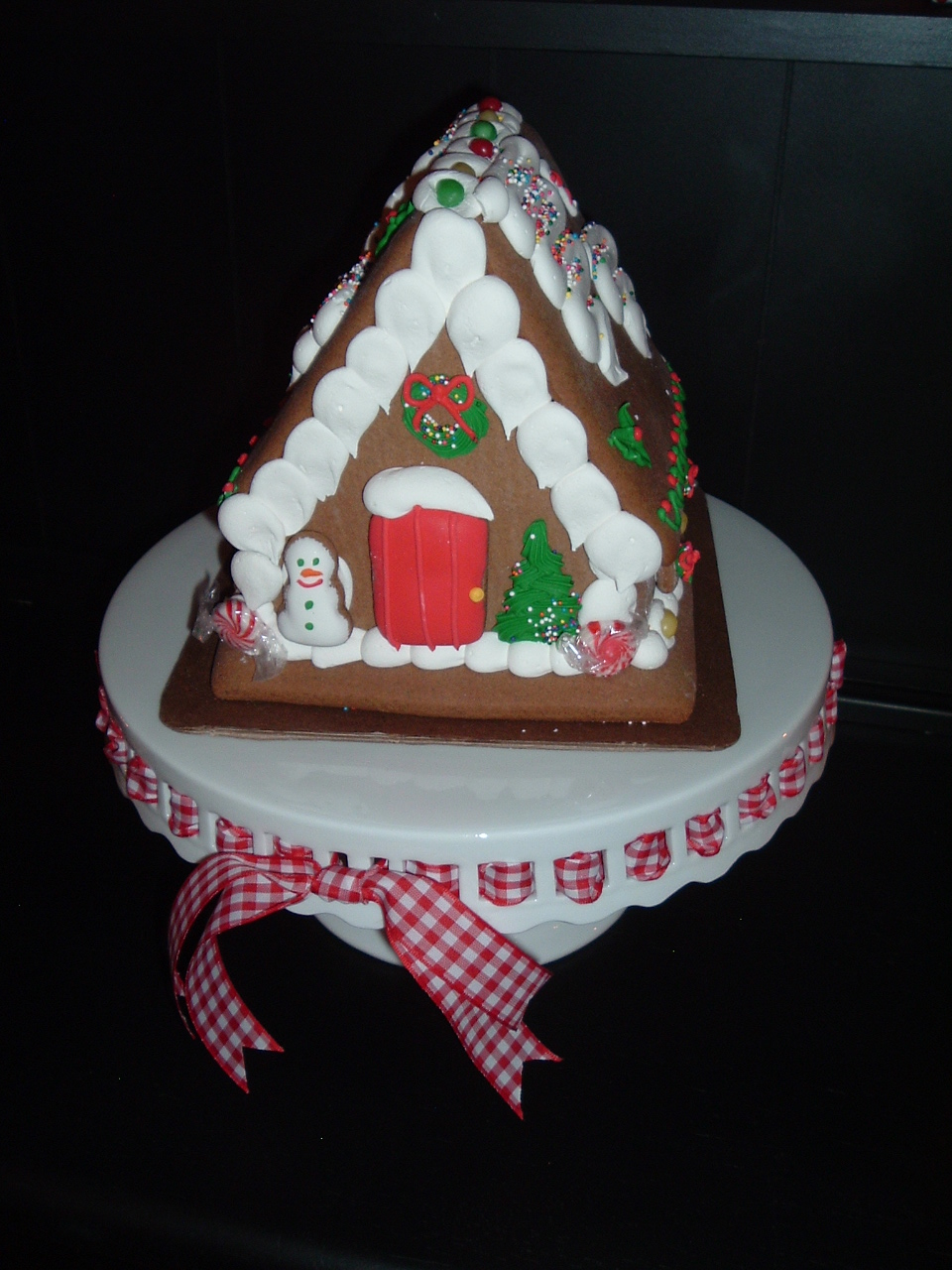 Miss Janice: Gingerbread in the Kitchen