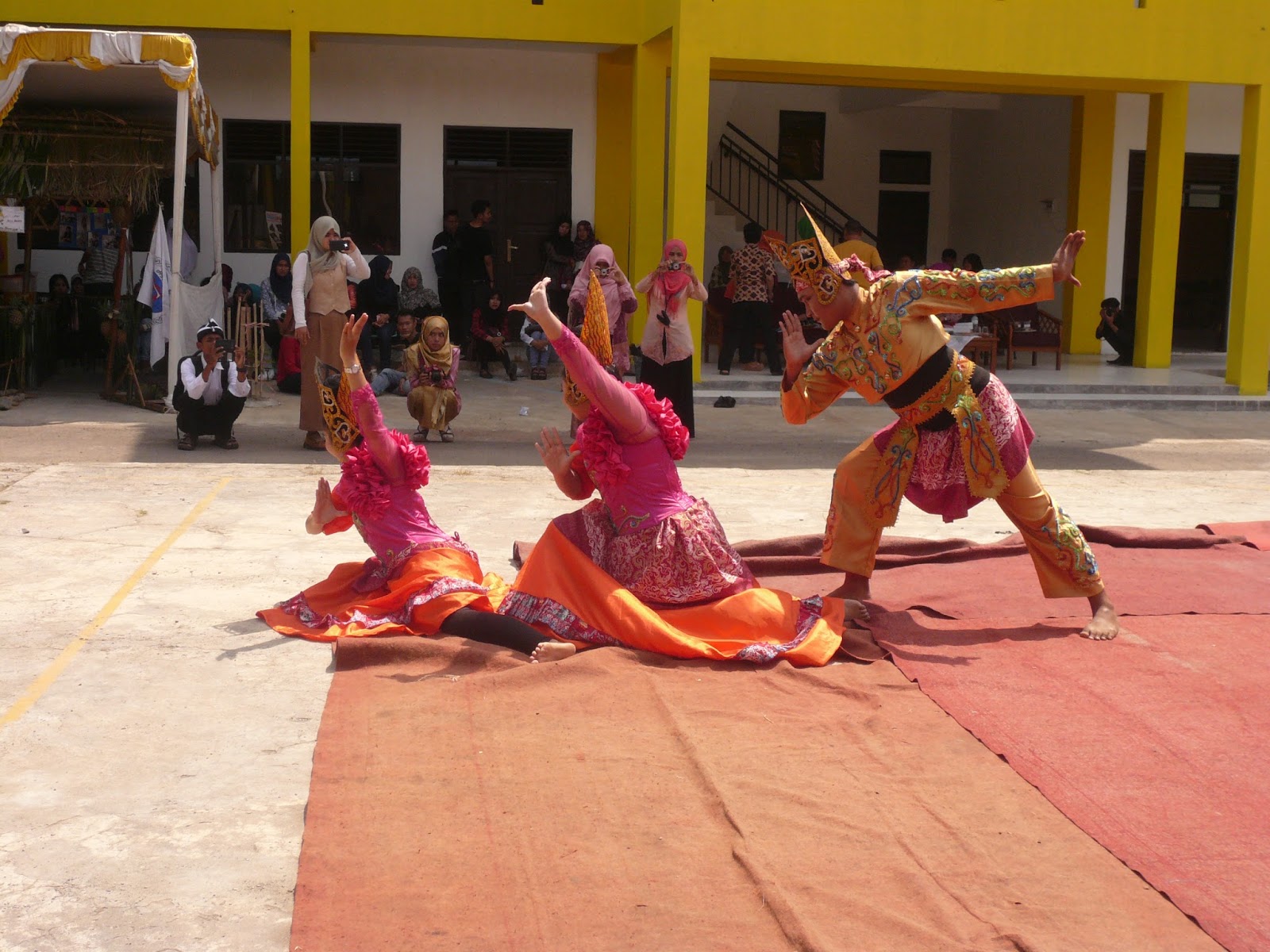 Festival Seni & Budaya STKIP-STMIK Subang 2016: Festival Seni & Budaya ...