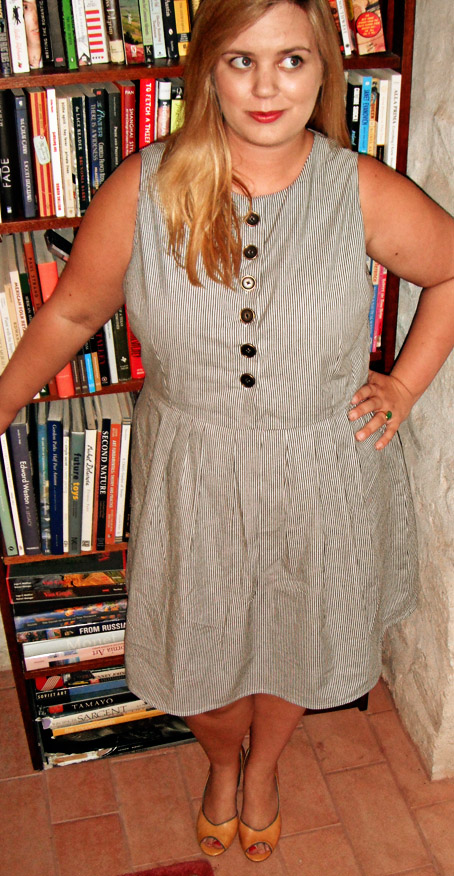 Idle Fancy: Miss Cora Wins the Race: Simplicity 2215