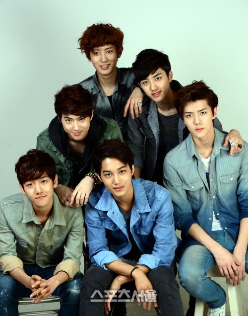 [Trans] 120503 EXO-K "This year's goal is getting the newcomer award ...