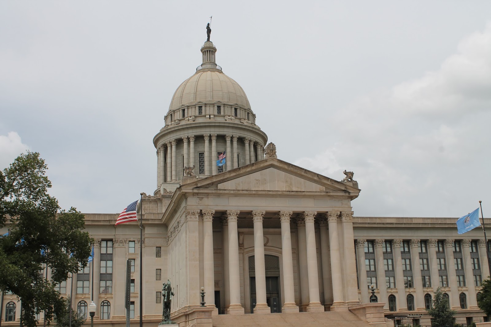 The Roadrunner Chronicles: Oklahoma State Capitol