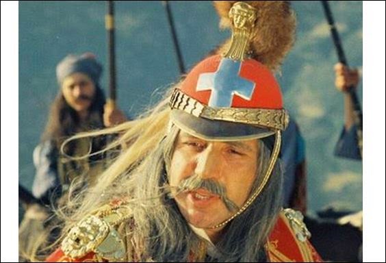 ΘΥΜΑΣΤΕ ΤΟΝ ΗΘΟΠΟΙΟ ΠΟΥ ΕΠΑΙΞΕ ΤΟΝ ΘΕΟΔΩΡΟ ΚΟΛΟΚΟΤΡΩΝΗ ΣΤΗΝ ΕΠΙΚΗ ...