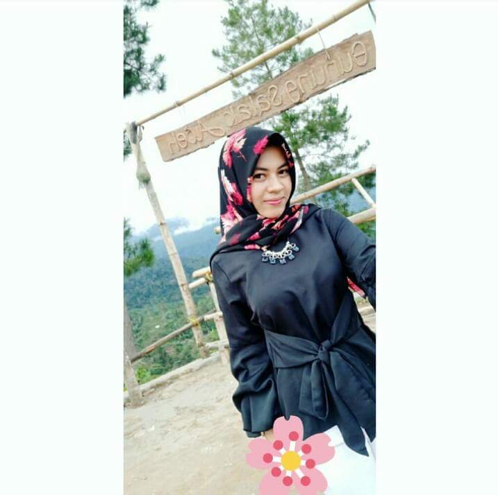 Cantik Banget Nih Jilboob Campuran Negri Timur Tengah | Skandal Foto Bokep ABG | Situs Film ...