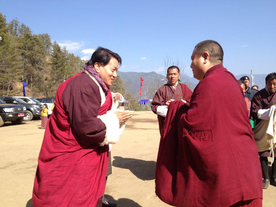 Shechen Rabjam Rinpoche chega a Paro