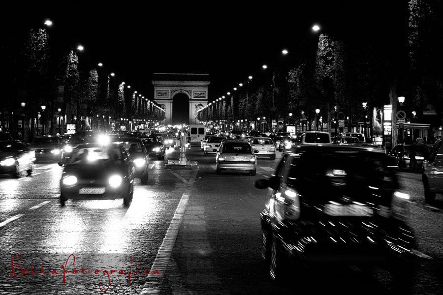 Paris: Paris at Night